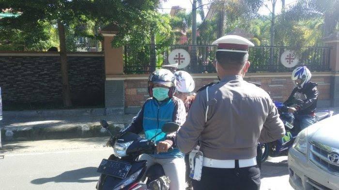 Tak Pakai Masker, Warga Tana Toraja Bisa kena Denda Rp 100 Ribu - Tribun-timur.com