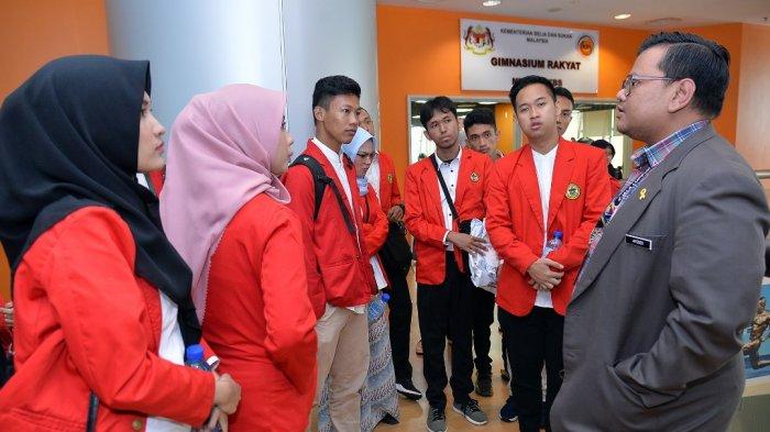 Mahasiswa KKN Internasional Unhas Kunjungan ke Kementerian Belia dan ...