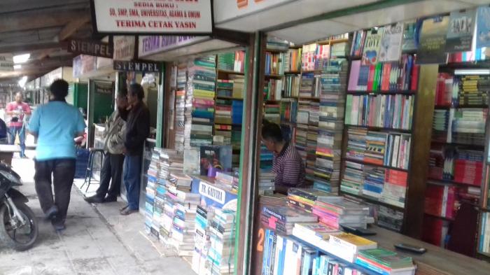 Pasar Buku Palasari Bandung, Surganya Pecinta Buku - Tribun-timur.com