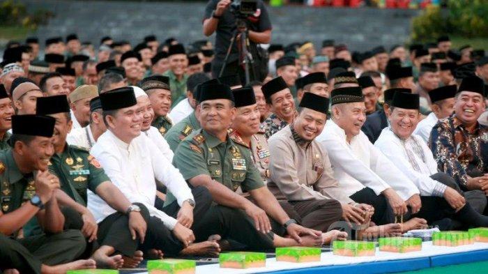 FOTO: Buka Puasa dan Syukuran HUT ke-62 Kodam XIV Hasanuddin - Tribun-timur.com