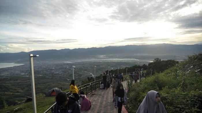 Menghabiskan Akhir Pekan di Wisata Paralayang Matantimali Sulteng ...