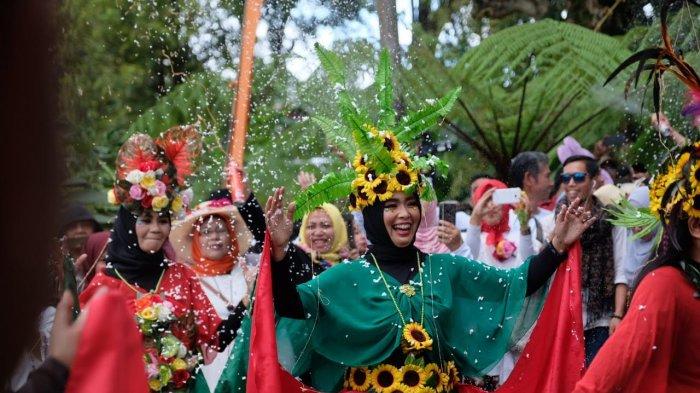 Parade Bunga Meriahkan Beautiful Malino 2019 - Tribun-timur.com
