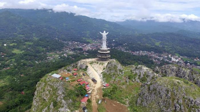 Pemkab Tutup Kawasan Objek Wisata Patung Yesus Toraja - Tribun-timur.com