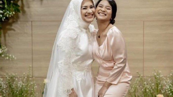 Sosok Siti Adira Kinaya Putri Cantik Ikke Nurjanah, Turut Hadiri ...