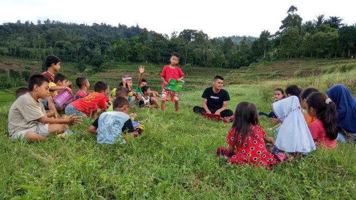 Perjuangan Menuju Cahaya, Kisah Pemuda Desa Tabbinjai Dirikan Taman ...