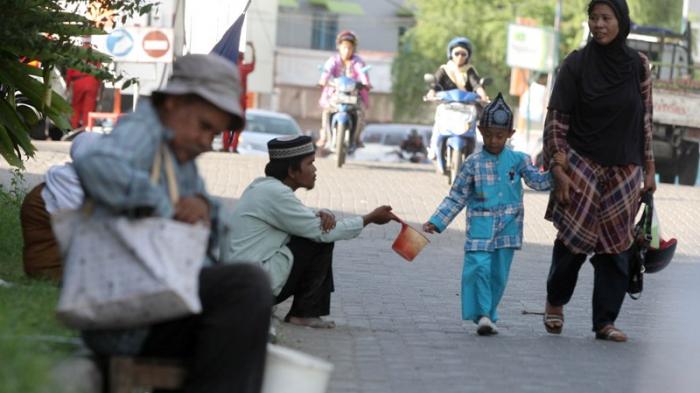 FOTO: Bulan Ramadan Pengemis Jalanan Kian Meningkat - Tribun-timur.com