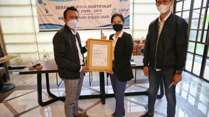 Bank Sulselbar, BPD Pertama di Indonesia Timur Kantongi Sertifikat ...