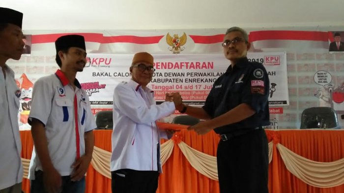Target 20 Ribu Suara, Ini Komposisi Caleg Perindo Enrekang di Pileg ... Target 20 Ribu Suara, Ini Komposisi Caleg Perindo Enrekang di Pileg ...