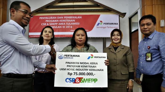 FOTO: Pertamina Salurkan Bantuan CSR - Tribun-timur.com