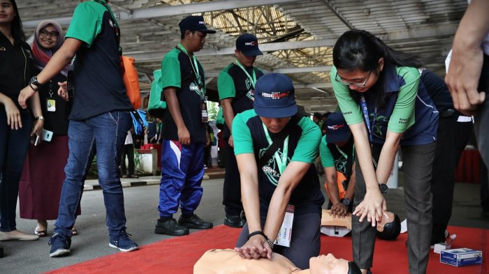 FOTO: Pertamina Gelar Simulasi Keselamatan dalam Bekerja - Tribun-timur.com