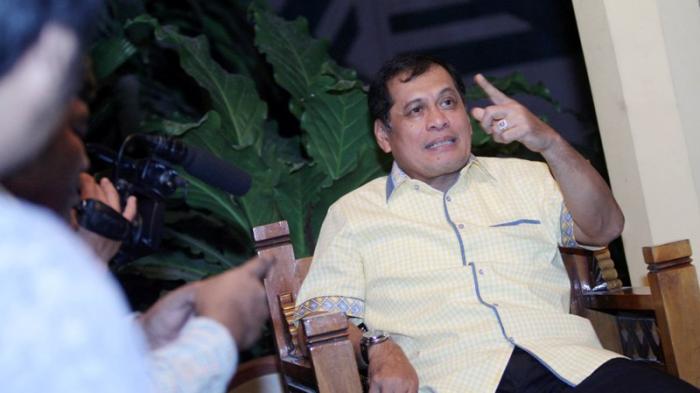 Nurdin Halid: Foto Agung Laksono Tak Penting - Tribun-timur.com
