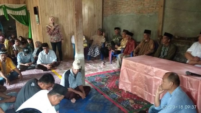 Kampanye di Taloba Tutar, Begini Curhat Warga ke Salim-Marwan - Tribun ...