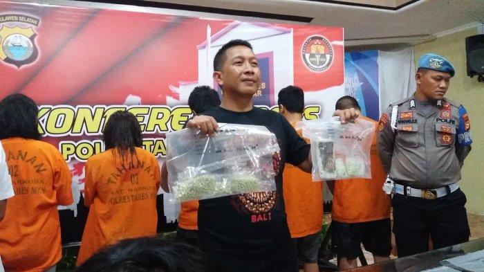 Satrenarkoba Polrestabes Makassar Bongkar Jaringan Narkoba dalam Lapas - Tribun-timur.com