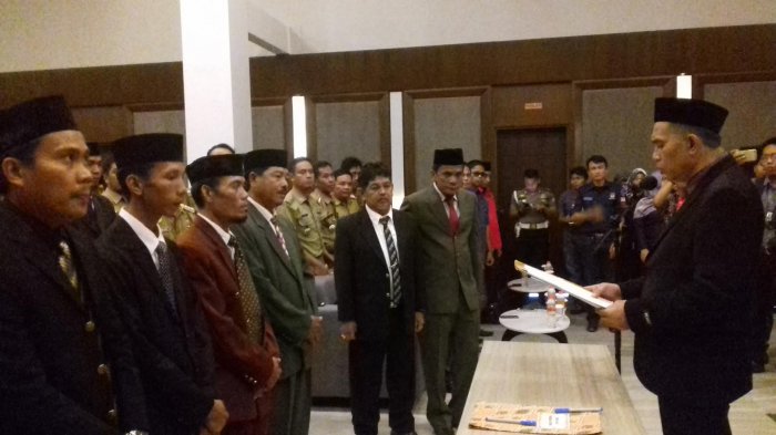 Duh! KPU Bone Loloskan Mantan Pengurus Parpol Ini Jadi Anggota PPK Bone - Tribun-timur.com