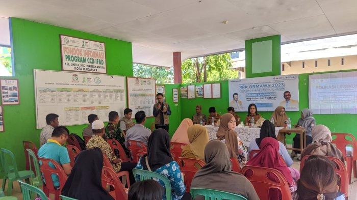 TIM PPK Ormawa LDF SC AL Furqan BEM FIS-H UNM Beri Edukasi Lingkungan ke Masyarakat - Tribun ...