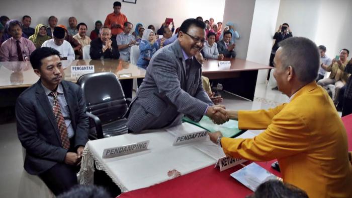 FOTO: Prof Jasruddin Daftar Jadi Bakal Calon Rektor UNM - Tribun-timur.com