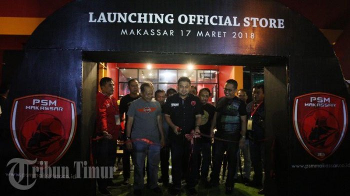 FOTO: Peresmian Official Store PSM di Stadion Mattoanging - Tribun ...