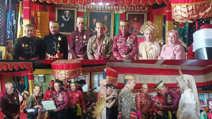 Kombes Pol Heru Dapat Gelar I Daeng Magassing dari Raja Gowa Istri I ...