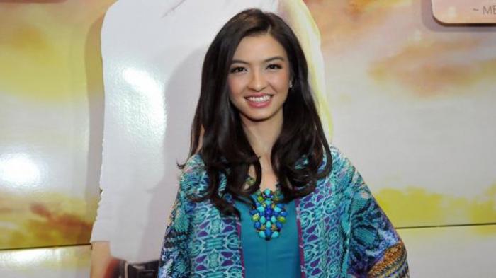 Enaknya Kalau Jadi Pacar Raline Shah, Asal Anda Penuhi Syarat Berikut ...