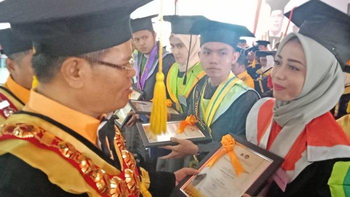 Lagi, UNM Wisuda 1.000 Mahasiswa, Begini Pesan Prof Husain Syam, Rincian Peserta & Lulusan ...