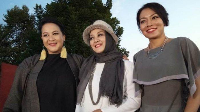 TRIBUNWIKI: Reuni di Prambanan Jazz 2019, Berikut Profil Grup Vokal Rida Sita Dewi - Tribun ...