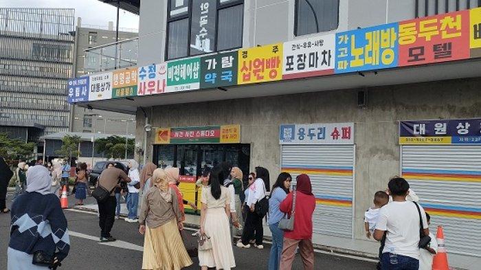 Mirip Bangunan Korea, Wisatawan Kunjungi Ruko Kawasan CPI Makassar ...