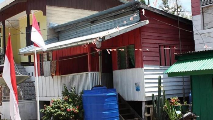 Kisah Rumah Merah Putih, Teras di Indonesia, Dapurnya di Malaysia ...