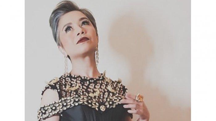 TRIBUNWIKI: Selalu Ingatkan Sang Anak Tentang Jodoh, Ini Profil dan ...