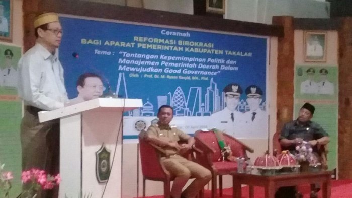 Ryaas Rasyid Ajarkan Reformasi Birokrasi Kepada ASN Takalar - Tribun ...
