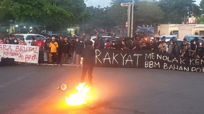 Makassar Dikepung Unjuk Rasa Hari Ini 5 September 2022 - Tribun-timur.com Makassar Dikepung Unjuk Rasa Hari Ini 5 September 2022 - Tribun-timur.com