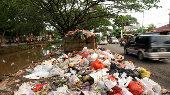 FOTO: Sampah Menumpuk di Jl Antang Raya - Tribun-timur.com