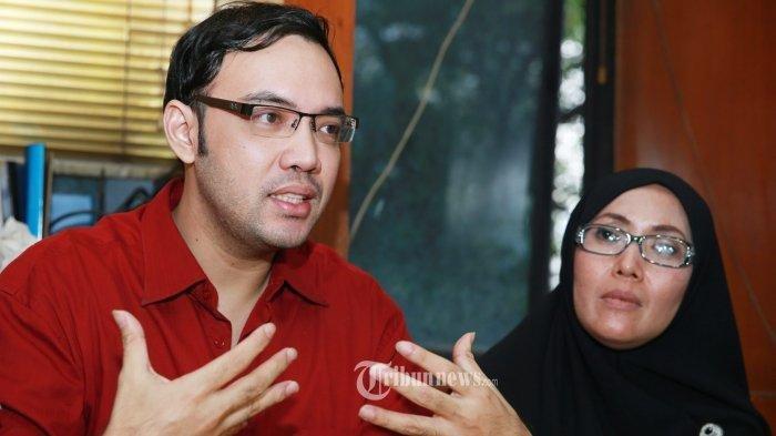 Sosok Sandy Tumiwa, Artis yang Laporkan Ustadz Khalid Basalamah ke Mabes Polri - Tribun-timur.com