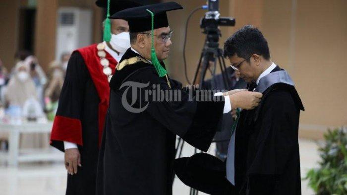 Foto: Prof Zakir Sabara Resmi Guru Besar Ke-57 di UMI - Tribun-timur.com