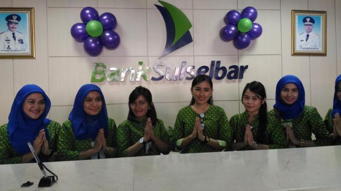 Bank Sulselbar Soppeng Siapkan Uang Pecahan Baru dan Lama Layani Nasabah - Tribun-timur.com