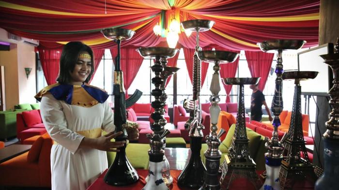 Save House Shisha, Kafe Bernuansa Timur Tengah Hadir di Makassar ...