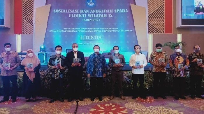 Ini Daftar Pemenang SPADA Award LLDikti Wilayah IX - Halaman all ...