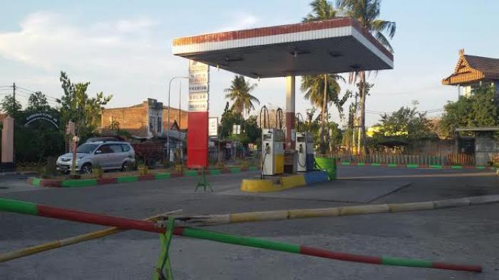 Tahu BBM Naik, SPBU Galangan Kapal Tutup - Tribun-timur.com