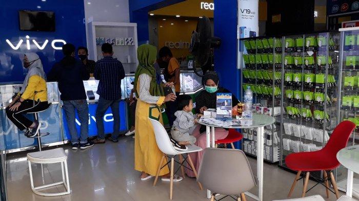 Siswa Belajar di Rumah, Toko Seluler di Sinjai Mulai Diserbu Warga ...