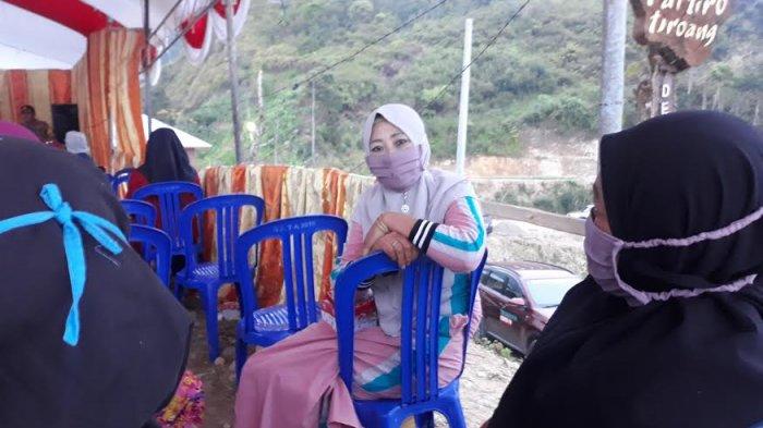 Warga Balangtieng Sinjai Kini Nikmati Listrik, Subaedah Tak Lagi Sisipkan Uangnya Beli Minyak ...