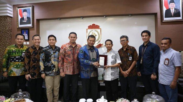 Deputy GM Witel Makassar V Telkom Ajak Iqbal Suhaeb Kunjungi Inkubator Start Up - Tribun-timur.com