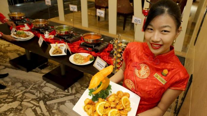 FOTO: Menu Baru di Sunachi Restoran Hotel Clarion Makassar - Tribun ...