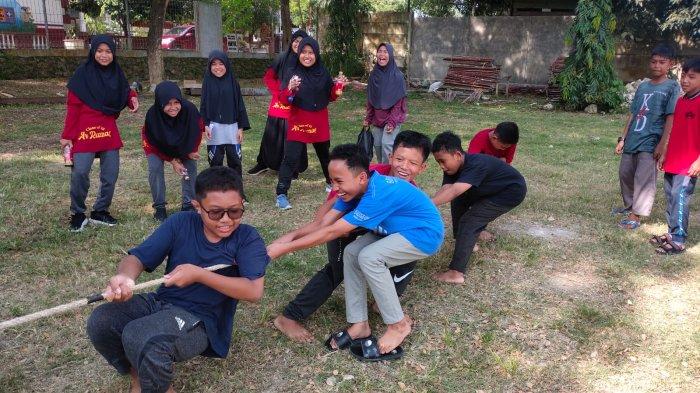 Ada Lomba Latto-Latto Hingga Tarik Tambang di Porseni Sekolah Islam Athirah Bone - Tribun-timur.com