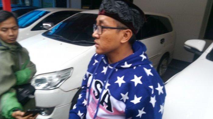 Peramal Terkenal Sebut Sosok Teddy Dekat dengan Ilmu Gaib, Pengasihan ...