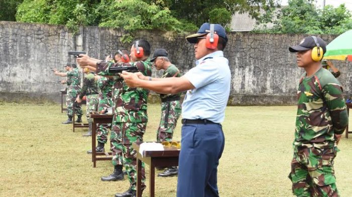 Perwira Koopsau II Dilatih Menembak Pakai Pistol, Ini Tujuannya ...