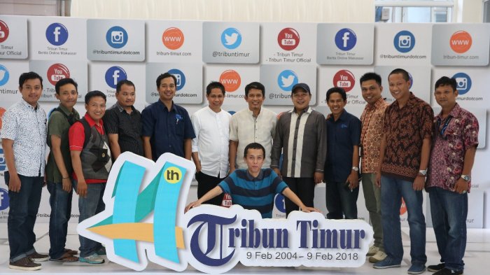 Tiga Sekawan Barengan ke Tribun Ucapkan Selamat Ulang Tahun - Tribun ...