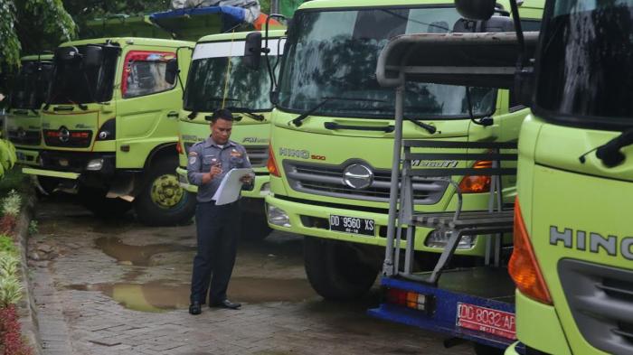 Truk Roda 10 Boleh Masuk Kota Makassar Siang Hari - Tribun-timur.com