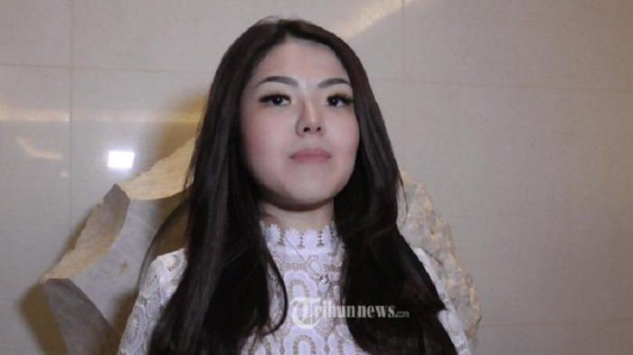 Tina Toon Kini Jadi Wakil Rakyat, Ini Rahasia Langsingnya hingga Tampil ...