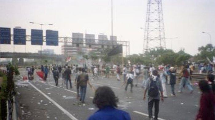 24 September 1999 Terjadinya Tragedi Semanggi II, Begini Kisahnya ...