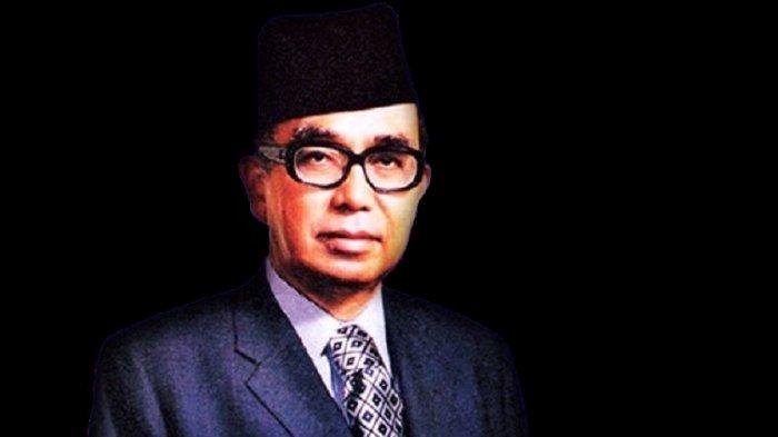 TRIBUNWIKI: Siapa Tun Abdul Razak? Dijadikan Nama Jalan di Perbatasan ...
