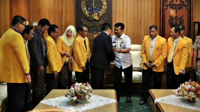 FOTO: Prof Husain Syam Temui Syahrul Yasin Limpo - Tribun-timur.com